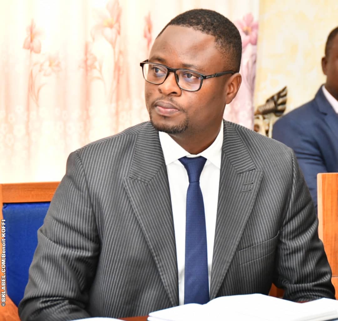 Au titre du gouvernement, les députés ont écouté les Ministres Raphaël ...